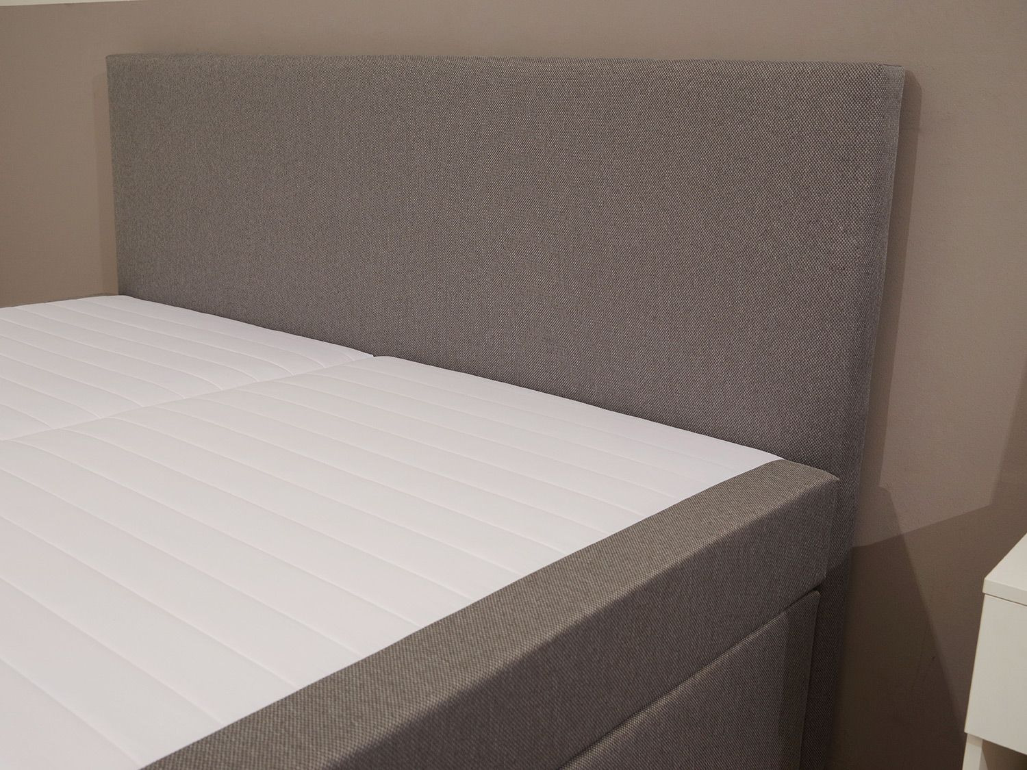 SUN GARDEN Boxspringbett »Cairns«, mit 2 Bonell-Federk…