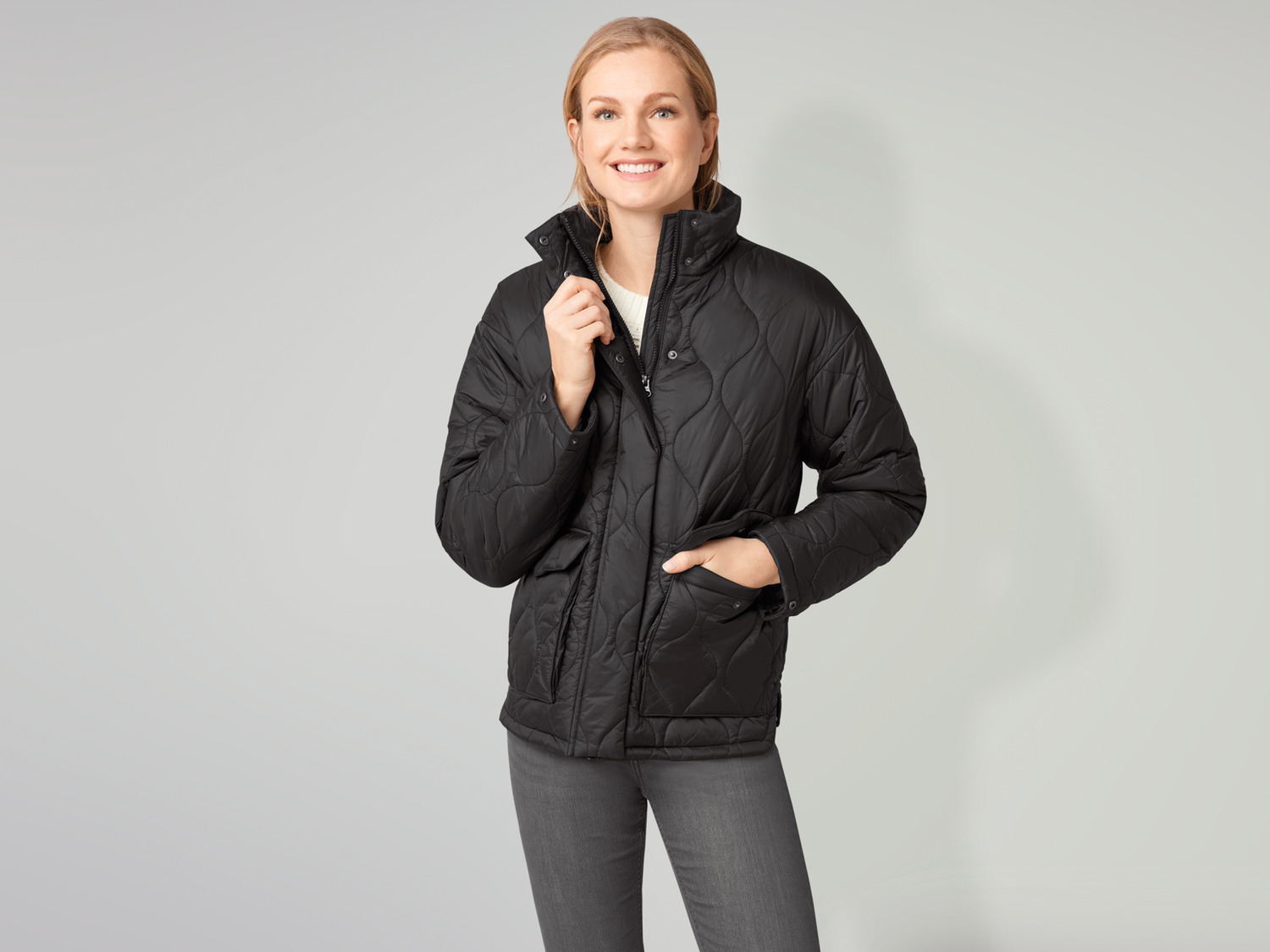 Elegantes Lidl Steppjacke Damen Fotos